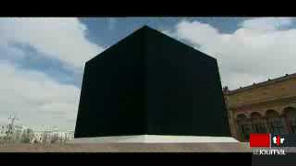 12h45 - NE: la polémique perdure concernant l'exposition du cube noir ...