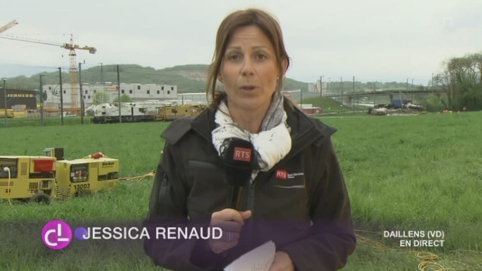 Couleurs locales - Déraillement du train à Daillens (VD): les ...