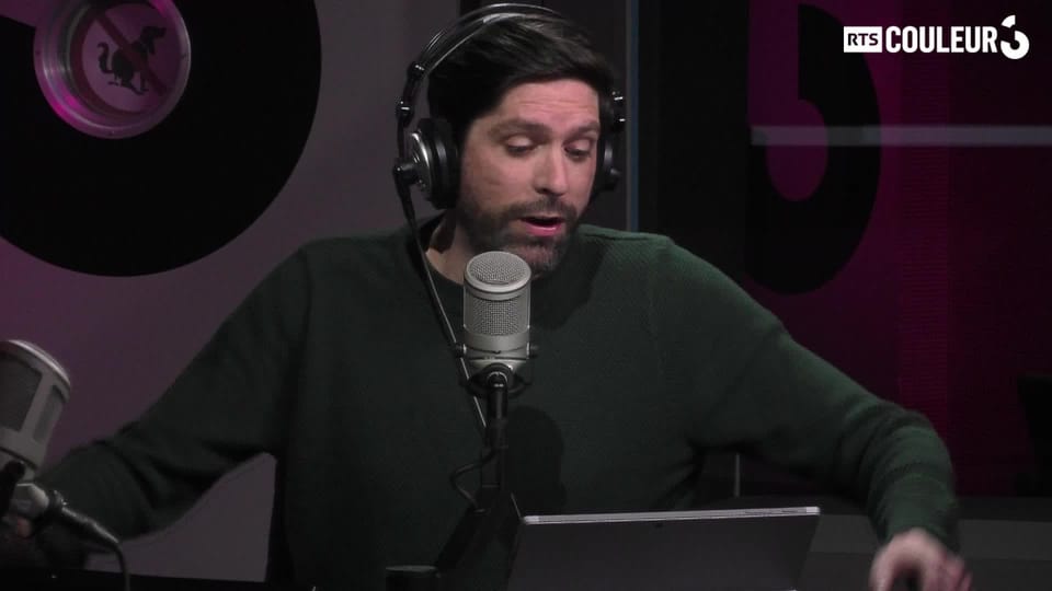 Le papier (vidéos) - Yannick Neveu - Coca-cula - Play RTS