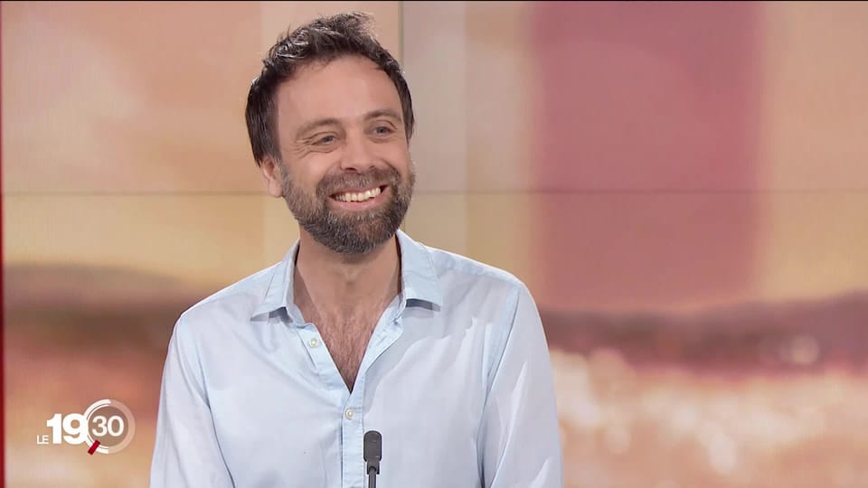 19h30 - L’humoriste David Castello-Lopes apporte un regard caustique ...