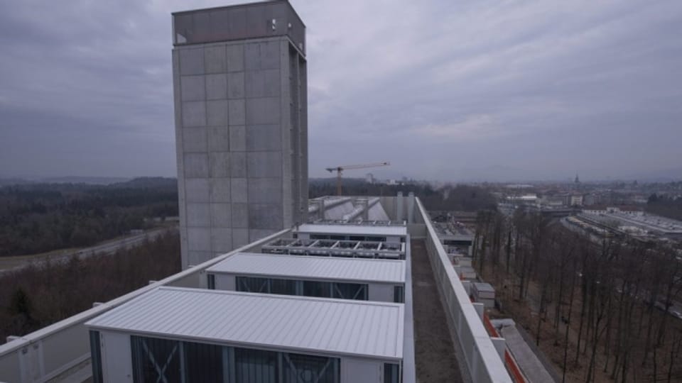 Stadt Bern verzichtet auf Millionen vom Energieunternehmen EWB - Audio & Podcasts - SRF