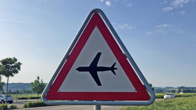 Abgestürzter Doppeldecker - Flugzeugabsturz bei Subingen SO: Pilot ...