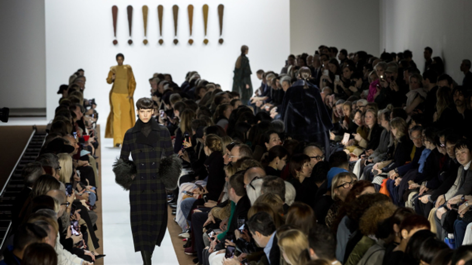 Designer Albert Kriemler - Er machte Akris zum Schweizer Modelabel für Gutbetuchte - Kultur - SRF